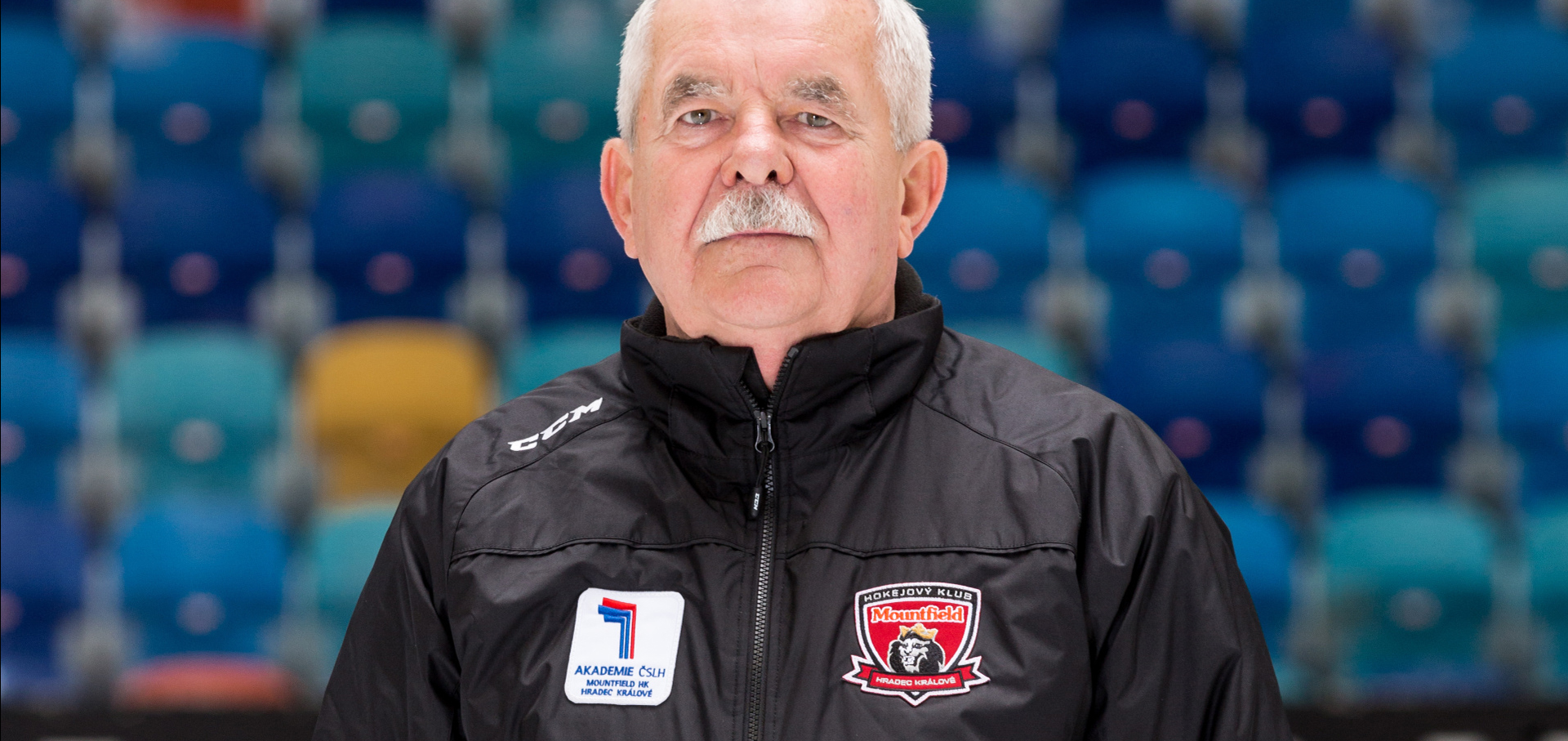 Za oponou: Miroslav Řehák – Dořvu klidně útočníka i beka | Mountfield HK