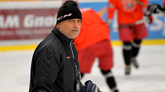 Vladimír Kýhos byl poprvé s týmem. Chci hrát útočnější hokej, říká ...